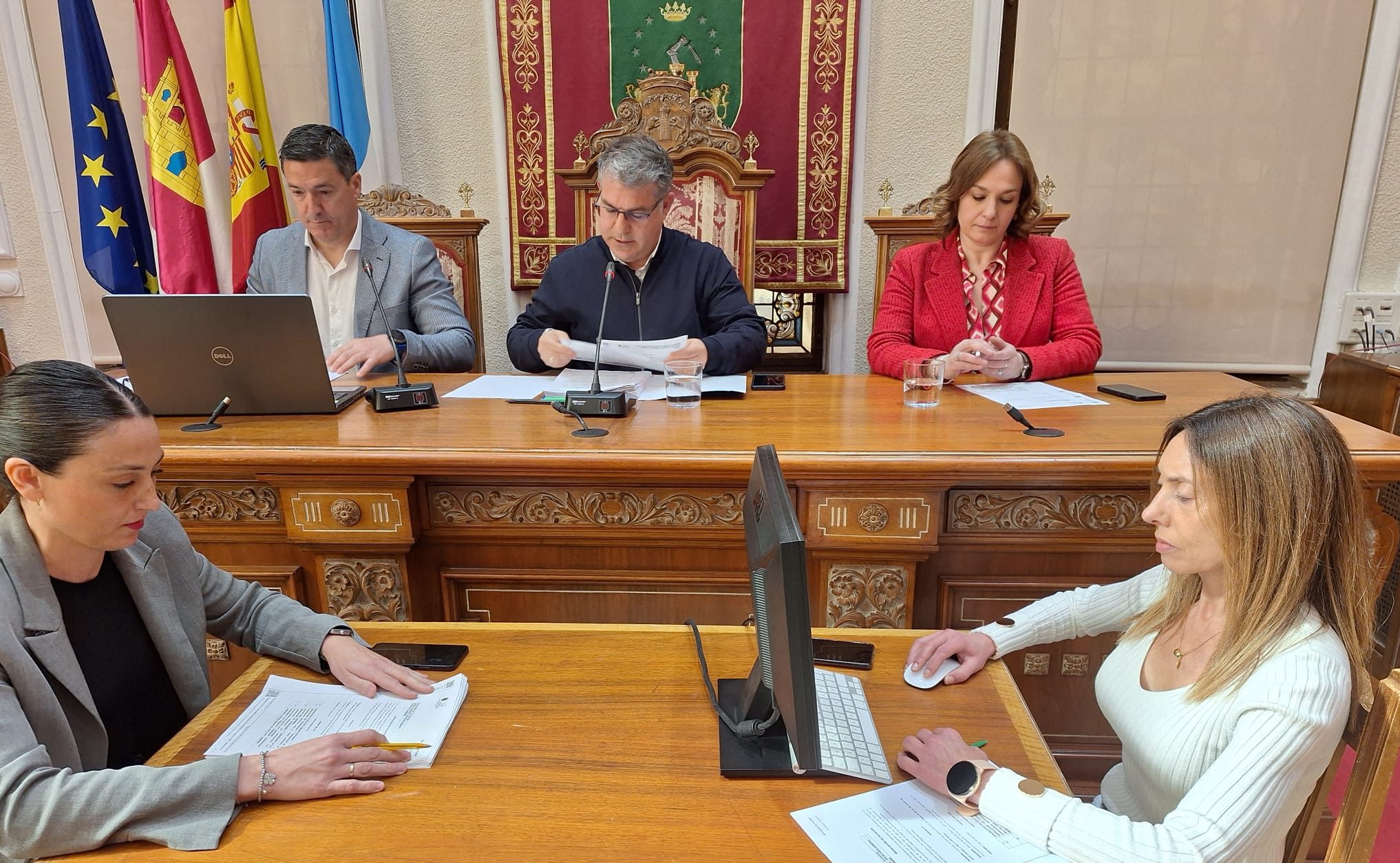 El Pleno de Hellín aprueba por unanimidad las nuevas ordenanzas de ...